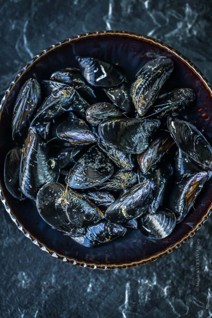 Mouclade aux moules de Bouchot curry à l'ancienne - Quatre Saisons Au ...